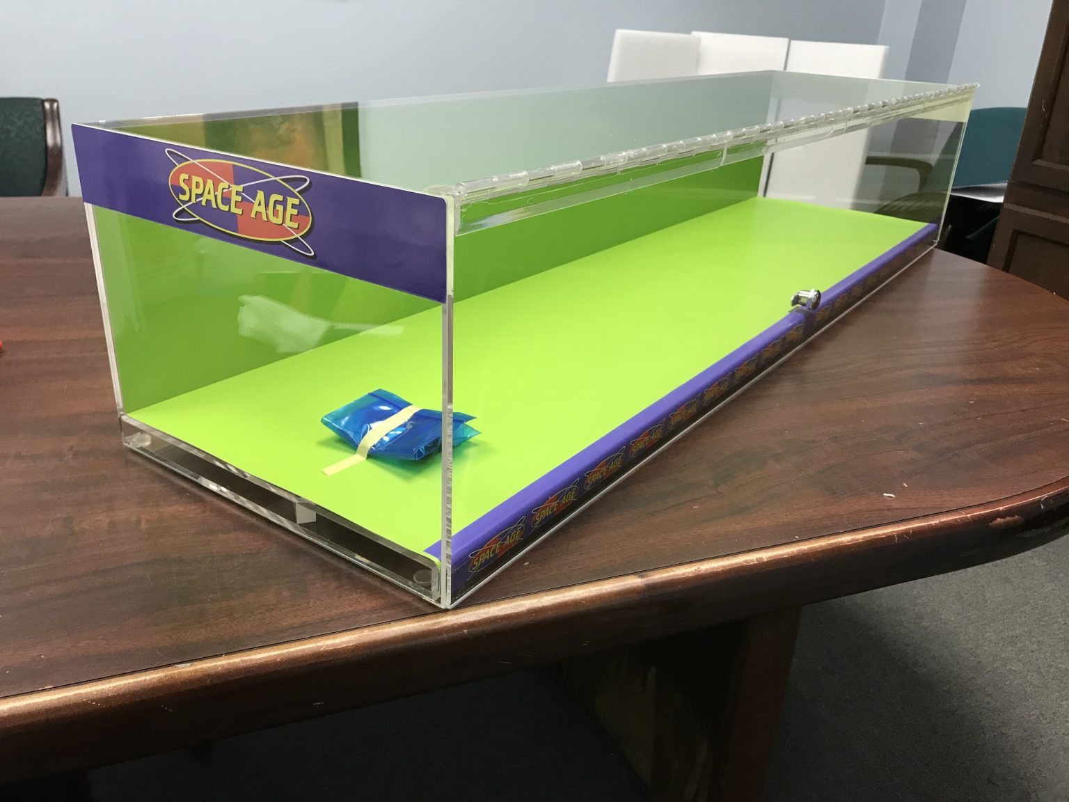 Acrylic 36" Lock Box – AMC